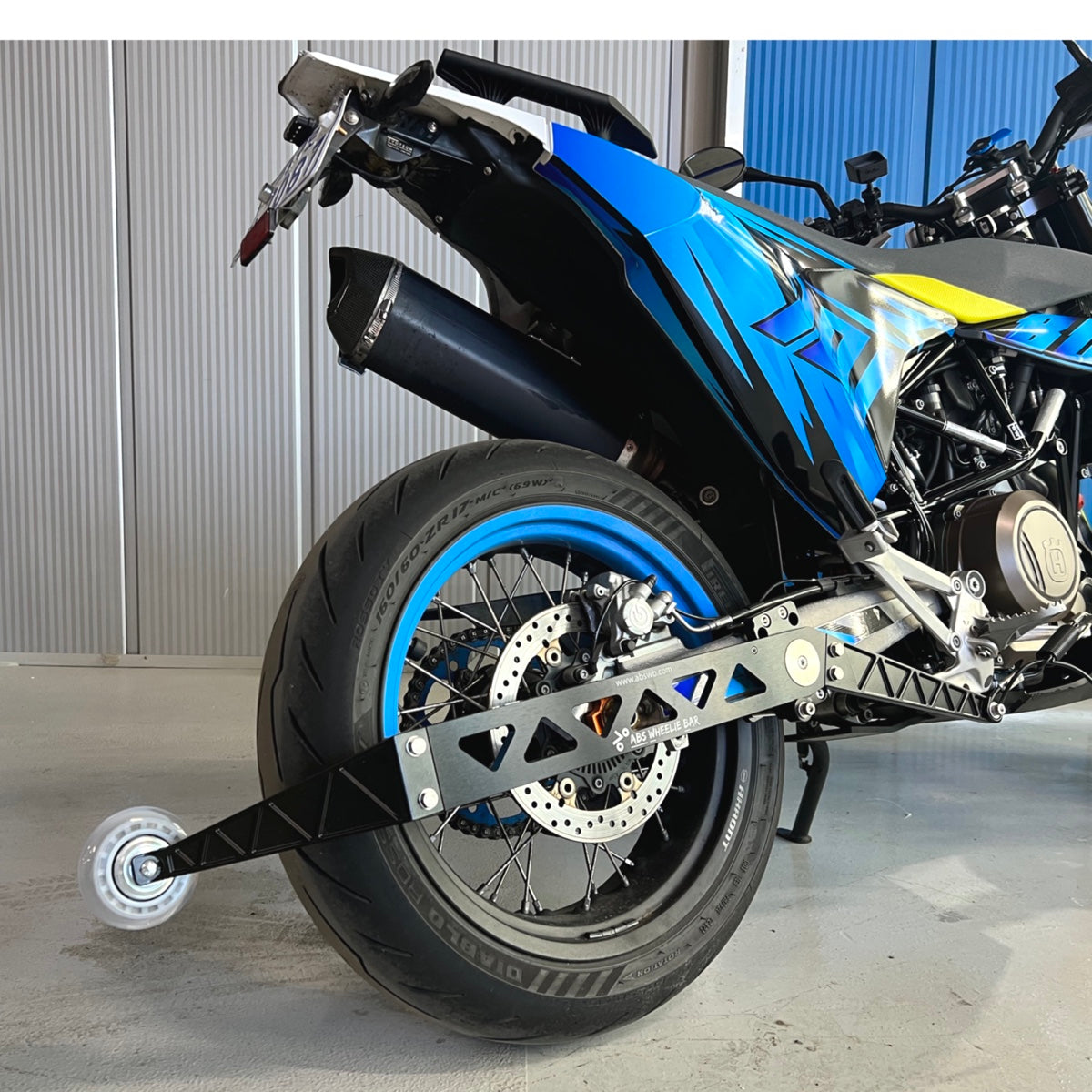 ABS Wheelie Bar | the best motorcycle wheelie trainer machine | SB MOTO